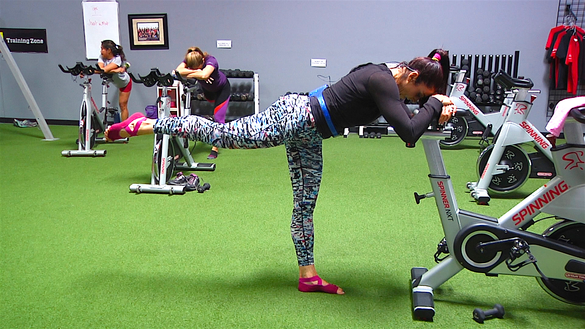 Online Barre Workout: Burn it with Barre! | Studio SWEAT on Demand