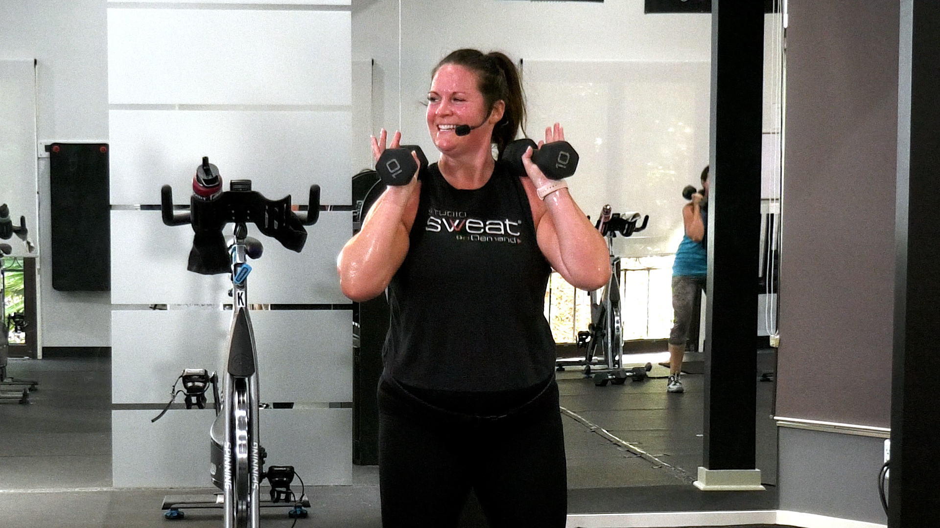 On and Off the Bike Cycle and Sculpt Class | On/Off 30 Min Spin® Sculpt