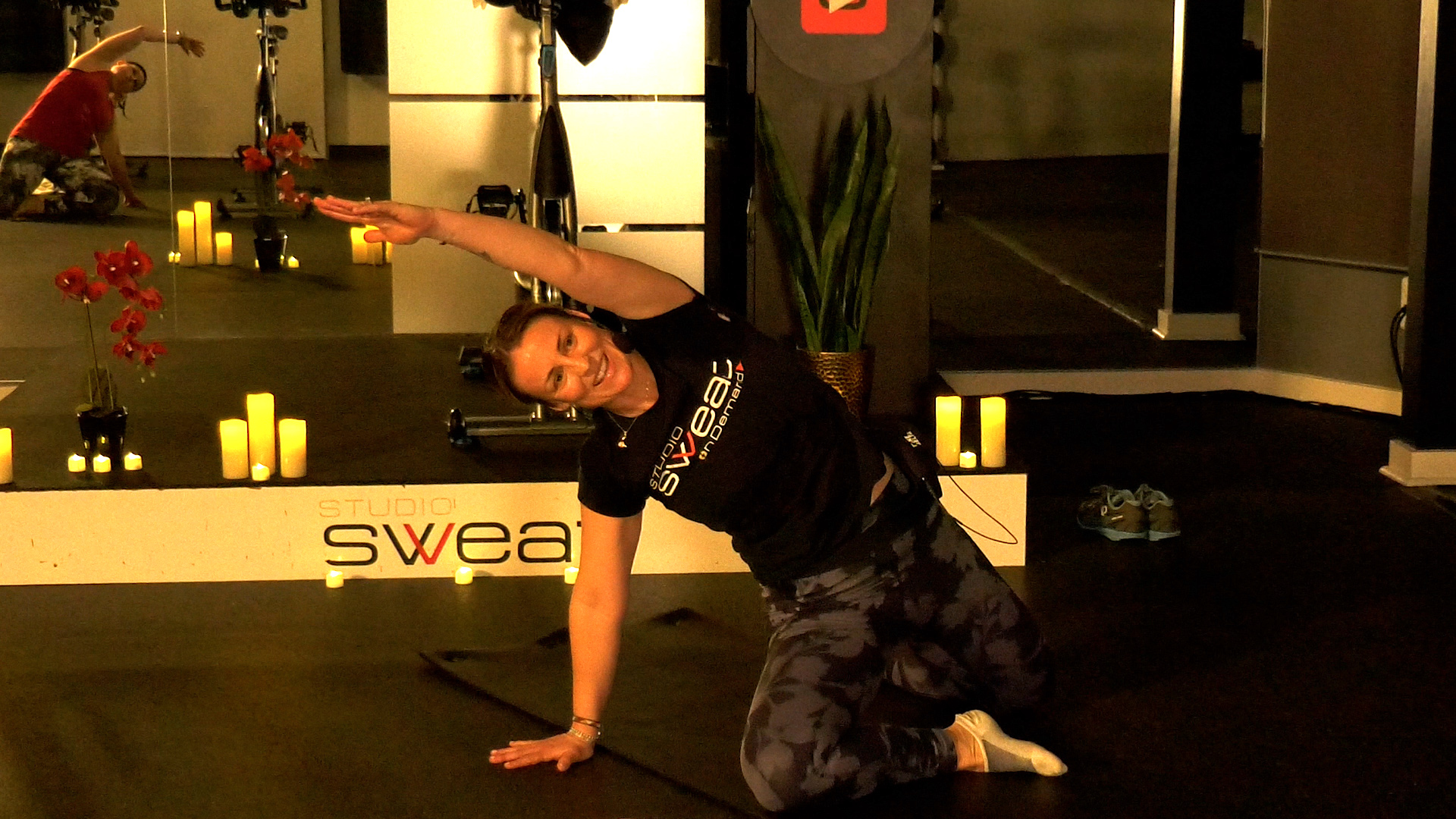 30 Minutes of Relaxing, Deep Stretching | 30 Min Candlelit Deep Stretch